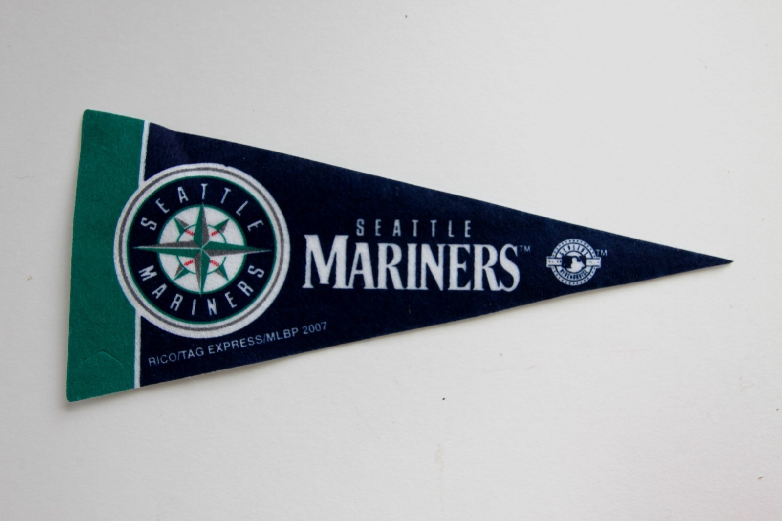 RICO MINI FELT PENNANT 9 X 4 INCHES - SEATTLE MARINERS | eBay