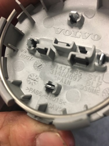 16 17 18 VOLVO XC90 OEM Center Hub Cap 70420 31471435 31400897 Dark ...