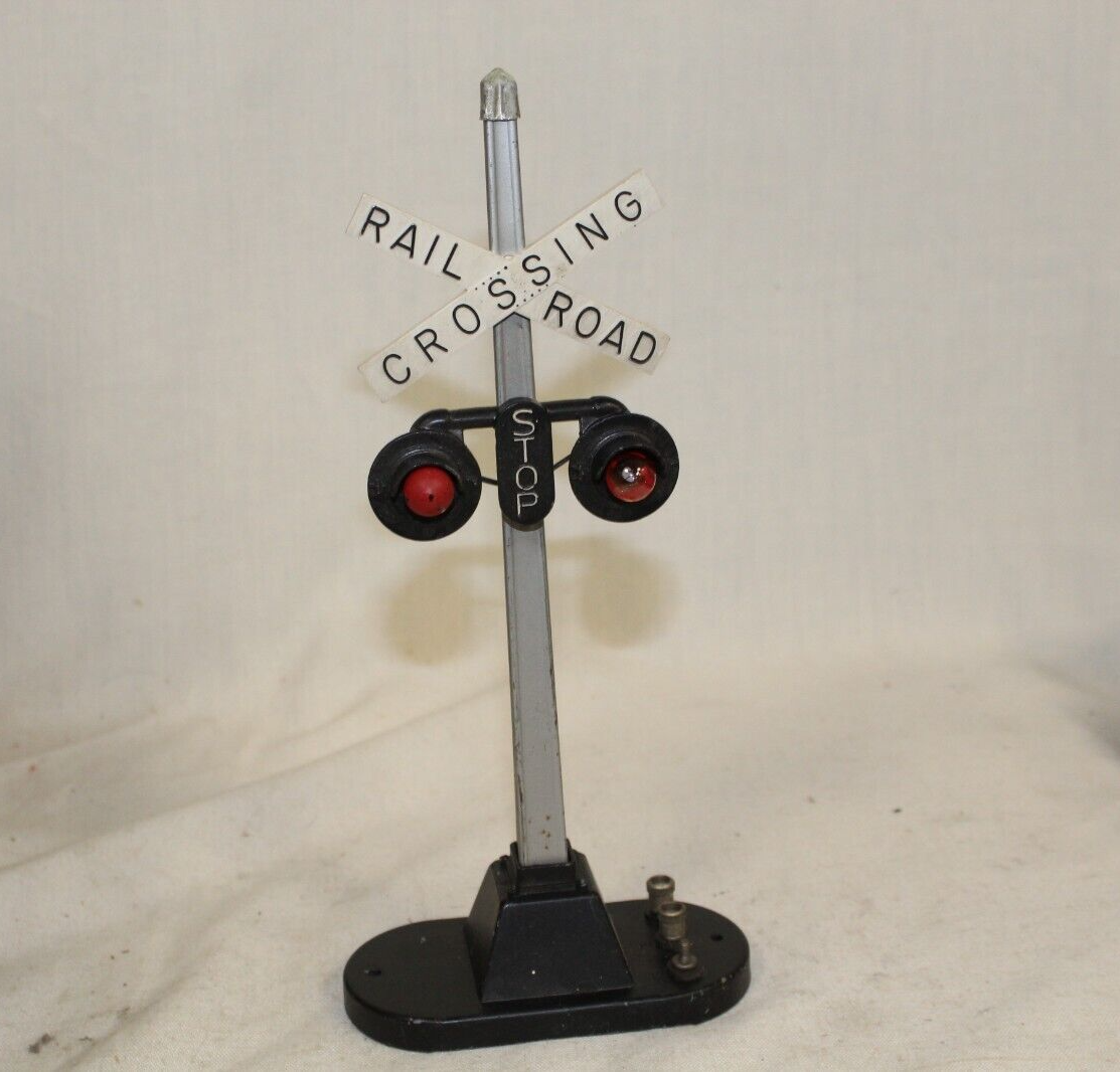 Lionel Postwar O Gauge #154 Automatic Railroad Highway Crossing Signal ...