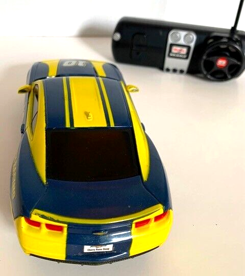 VTG Chevy Camaro 2010 Remote Control Race Car 8" Navy Yellow Stripe ...