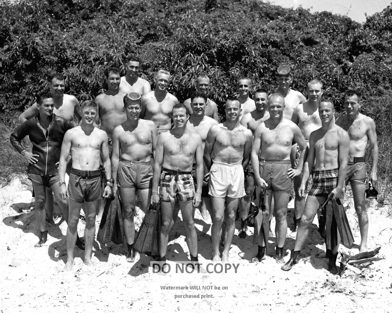 MERCURY 7 ASTRONAUTS w/ US NAVY SEALS DURING TRAINING - 8X10 NASA PHOTO ...