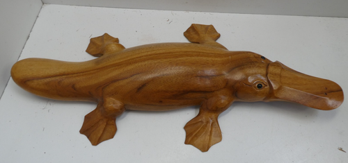 CARVED TIMBER AUSTRALIAN PLATYPUS WOODEN STATUE - R DRAPER CAMPHOR ...
