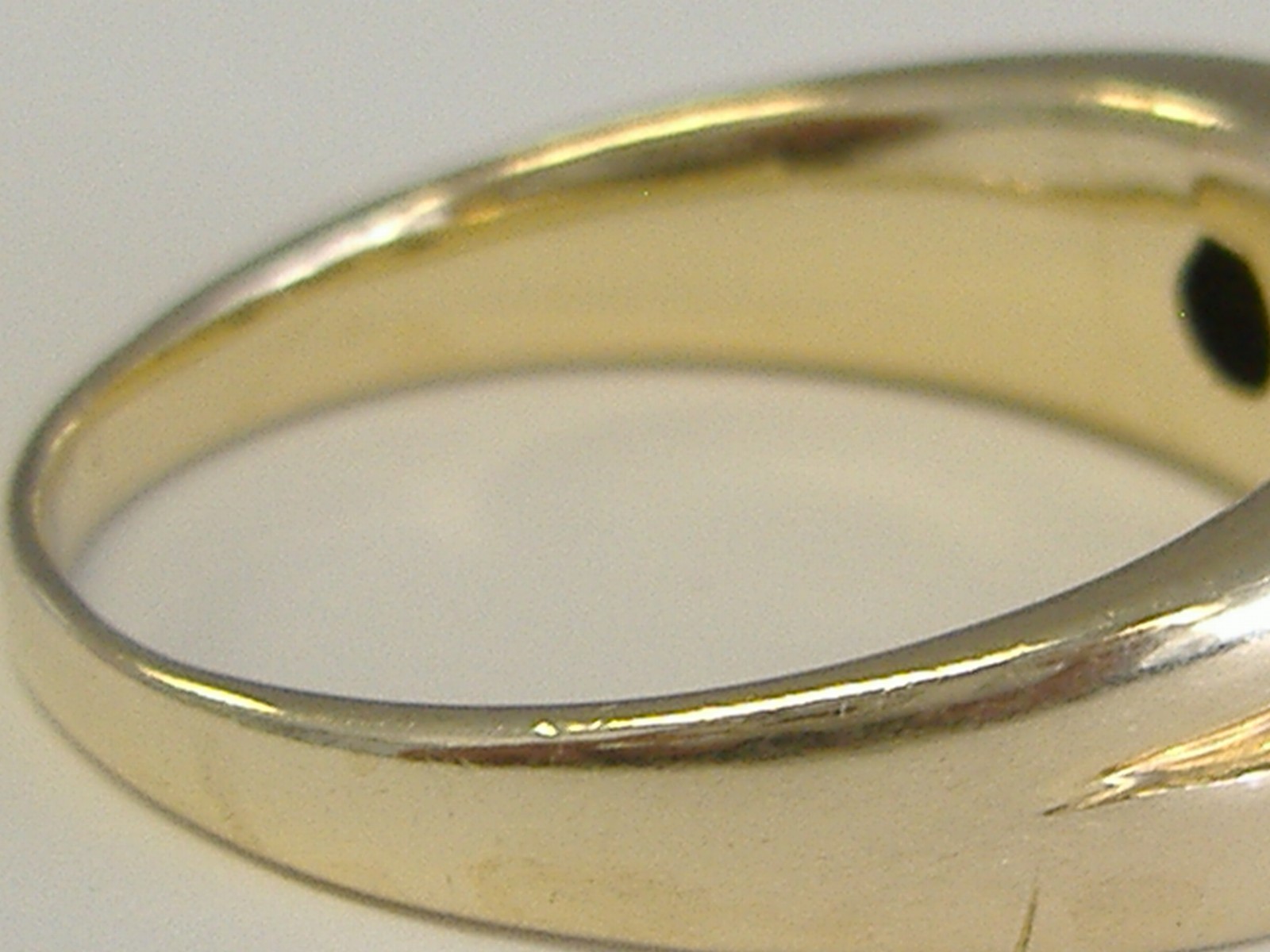 14 K SOLID GOLD MEN'S DIAMOND 0.15CT RING SIZE 14,5 - Gem