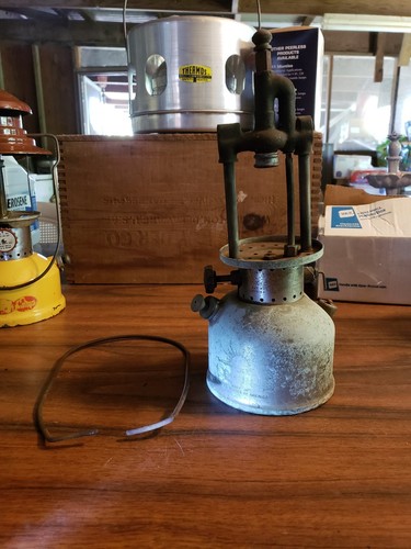 Vintage 1936 Coleman 242B Lantern Lamp No Glass Globe for sale online ...