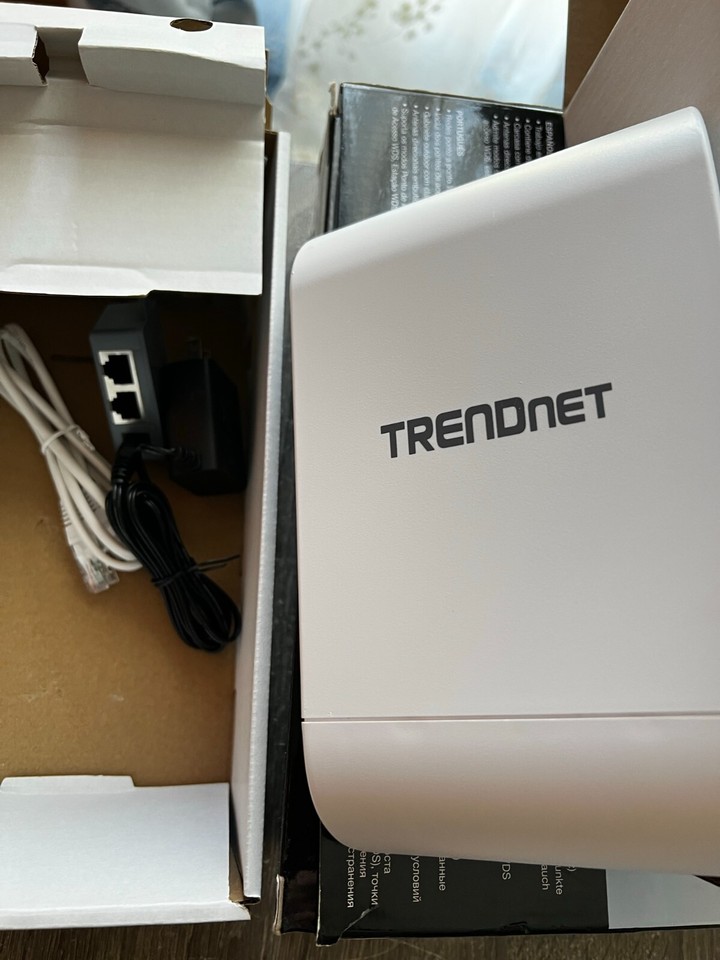 TRENDnet TEW-740APBO2K 10dBi Wireless N300 Outdoor PoE Point to Point ...
