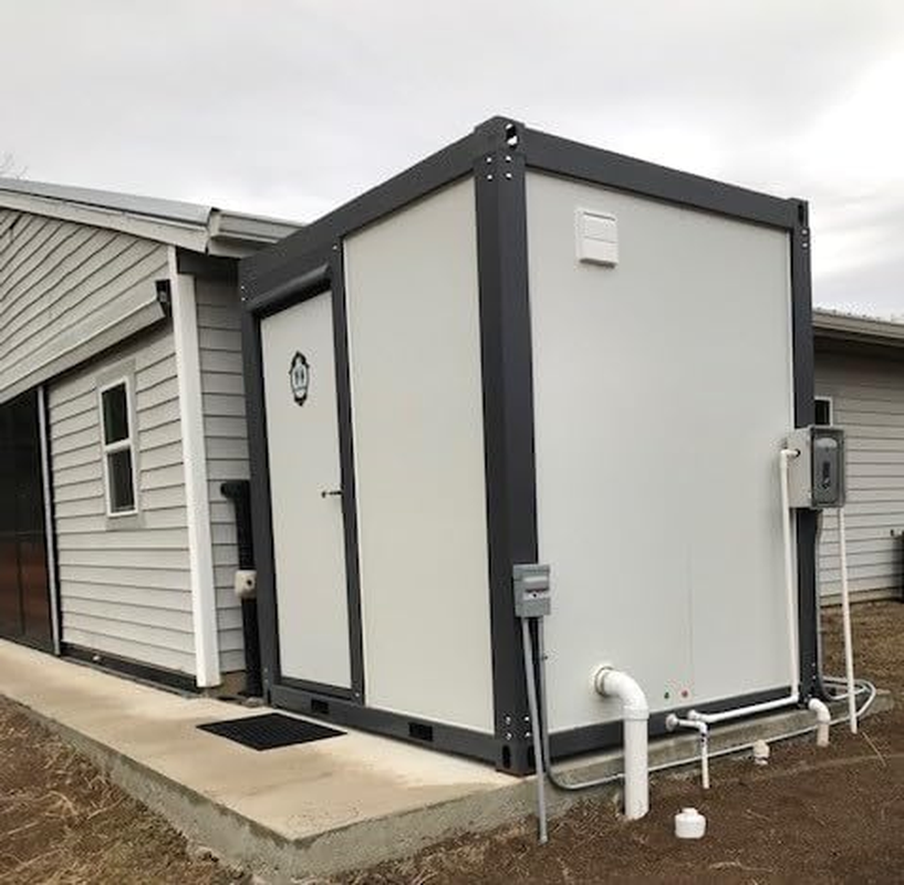 Outdoor Portable Restroom Shower Mobile Toilet Concerts Conventions ...