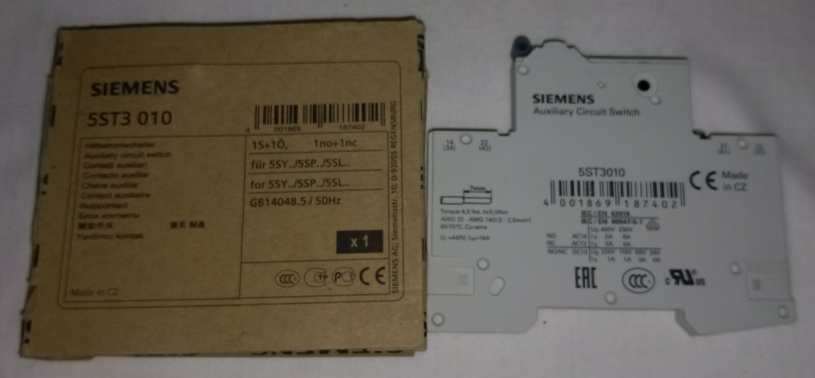 Siemens 5ST3010 DIN Rail Mount Auxiliary Contact With Screw Terminal 4 ...