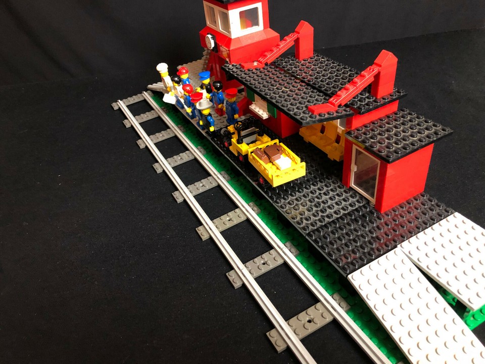 Lego 7824 Eisenbahn großer Bahnhof Train Station (Railway Station) von ...