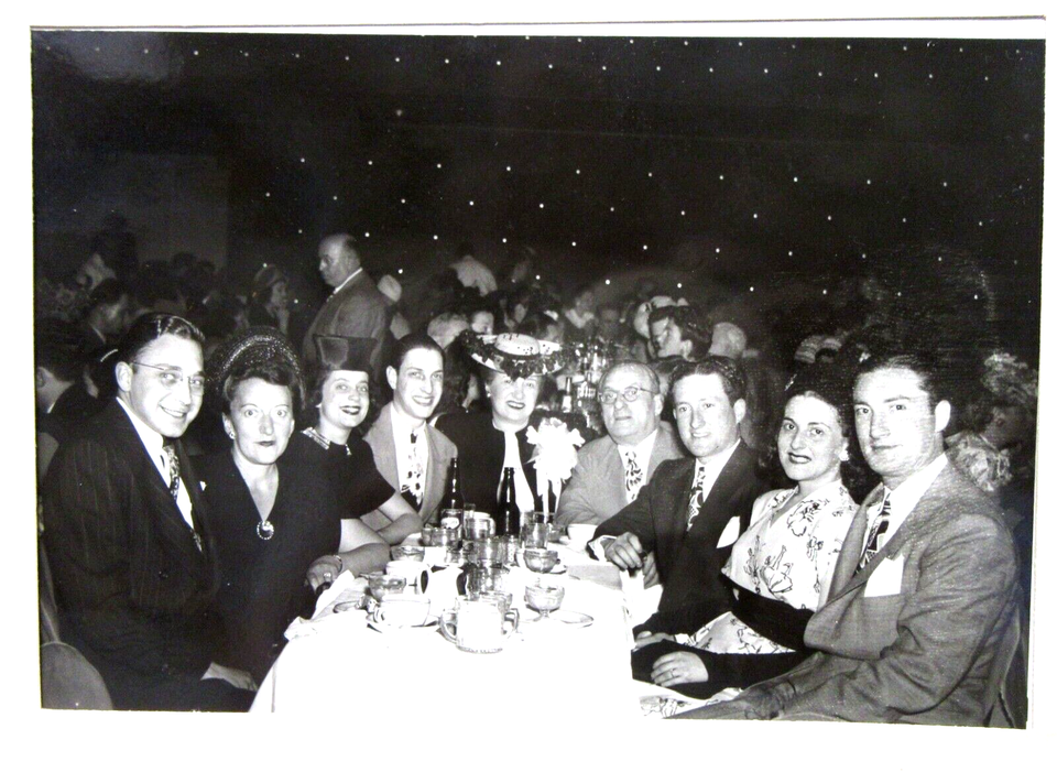1940's Souvenir Photograph LATIN QUARTER Detroit Michigan wb | eBay