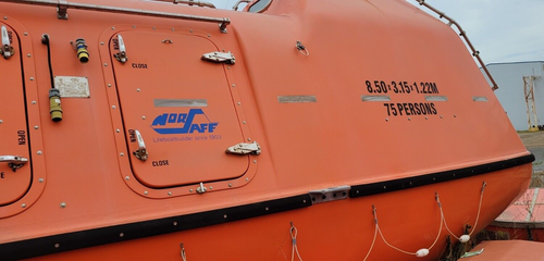 Norsafe Lifeboat 75 Person Off Oil Rig Type JYN85F Diesel Powered 2008 ...