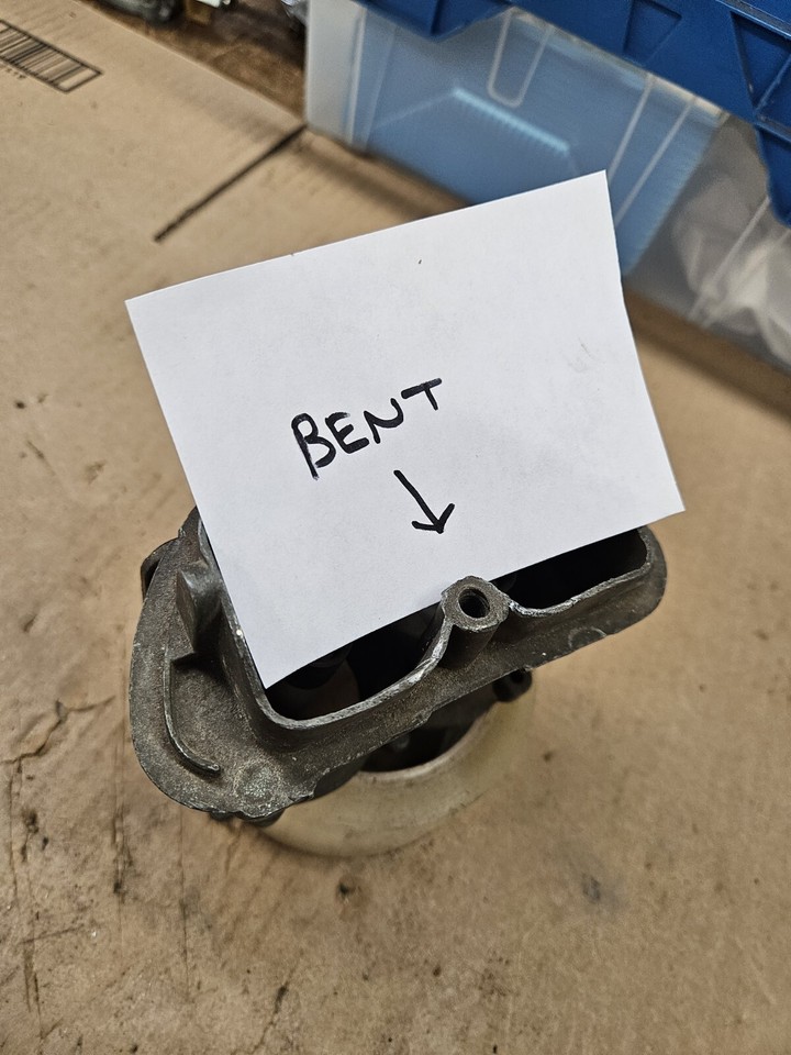 1968 Corvette Holley Tri Power 3x2 End Carb Carburetor Body 3659 703 ...