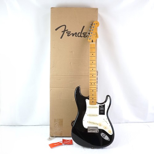 Fender Player II Stratocaster 6-String Solid Electric Guitar In Black ...