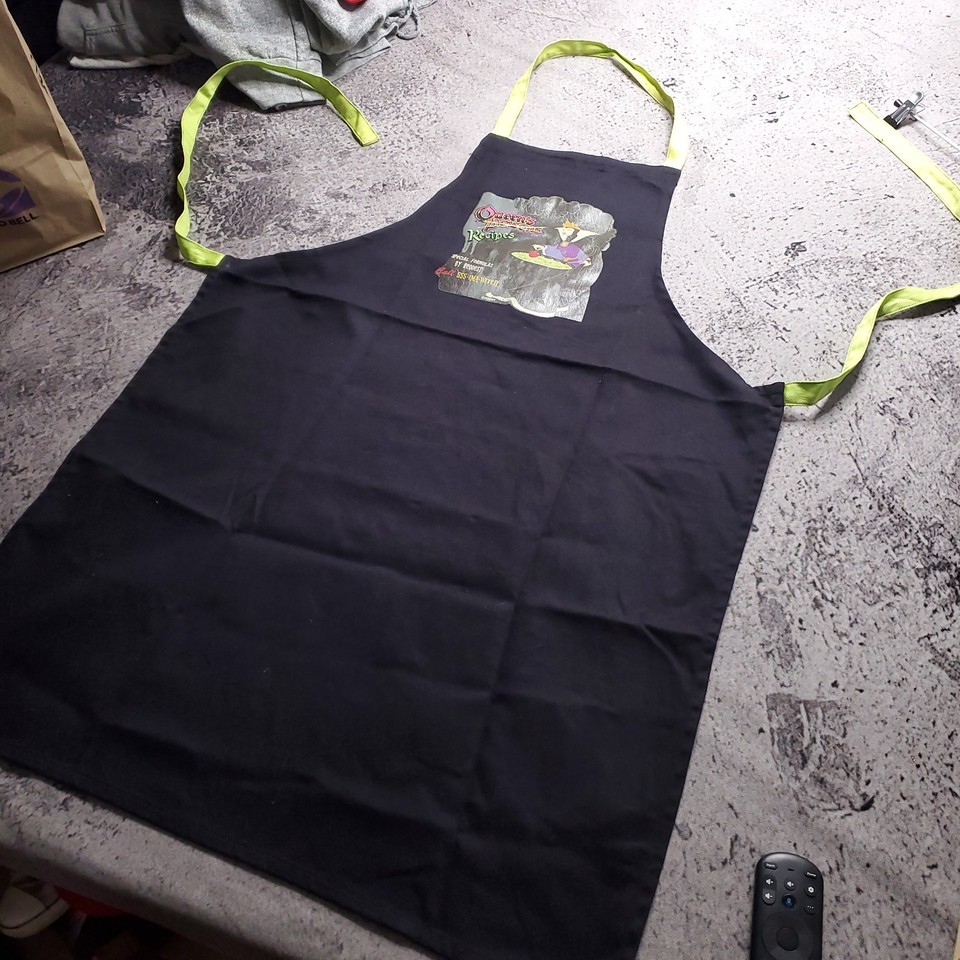 vintage y2k Disney Evil Queen Kitchen recipes poison Apron Adult snow ...