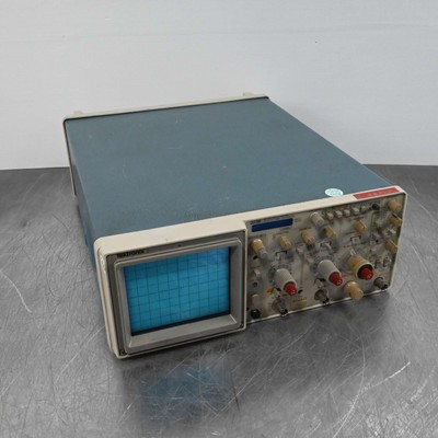 Oscilloscopes - 100Mhz 4 Channel Oscilloscope