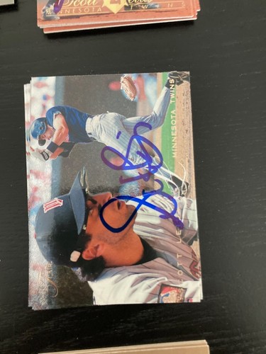 Twins Scott Leius Signed 1995 Flair Card | eBay