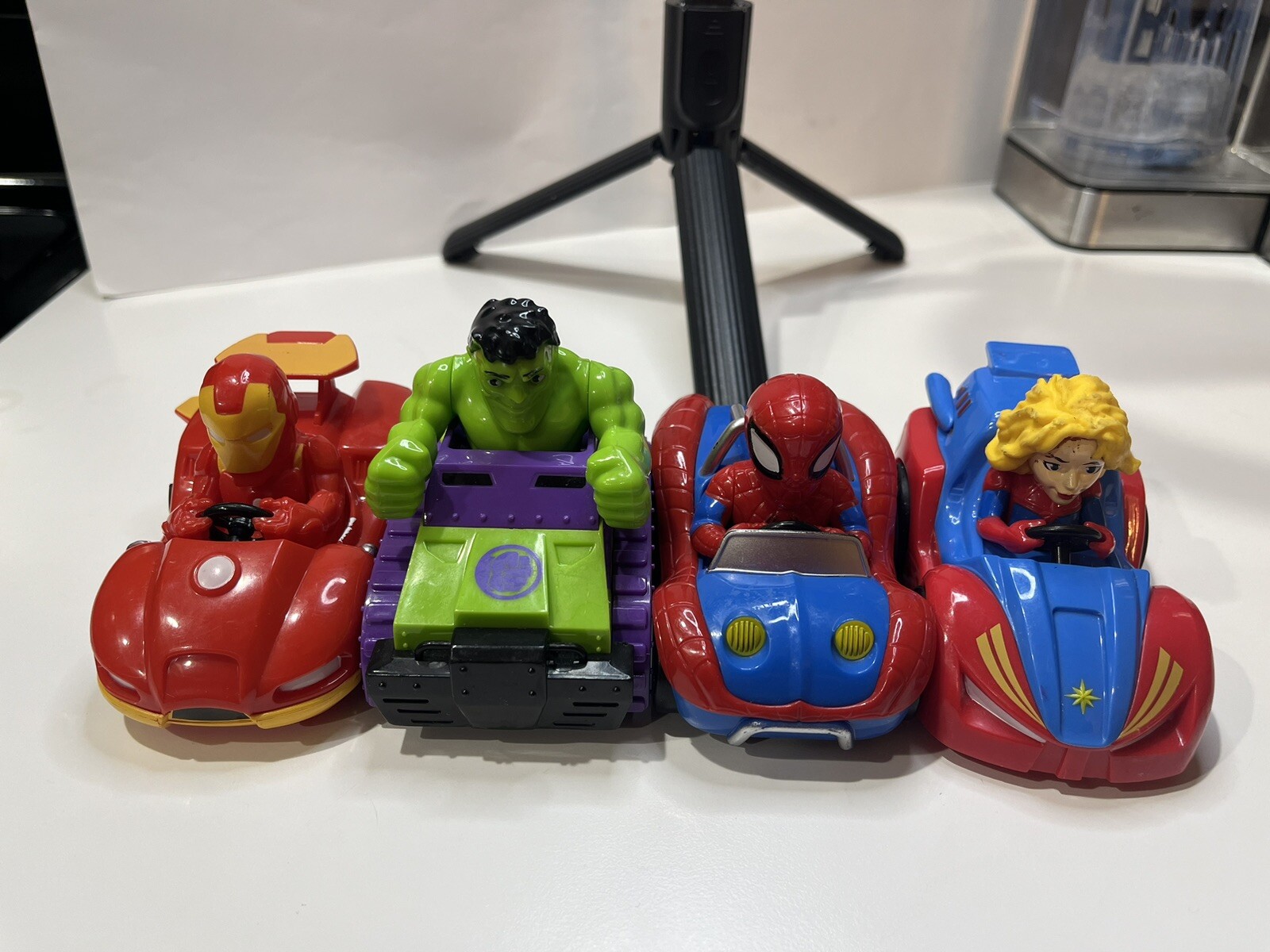 Nice Lot of 4 Marvel Super Hero Adventures Pull Back Car Action Figures ...