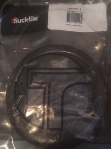 4" inch light rubber grommet universal grote trucklite maxxima peterson ...