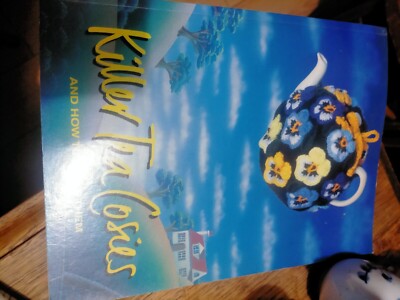 Killer Tea Cosies and How to Make Them Nick Godlee PB KNITTING CROCHET ...