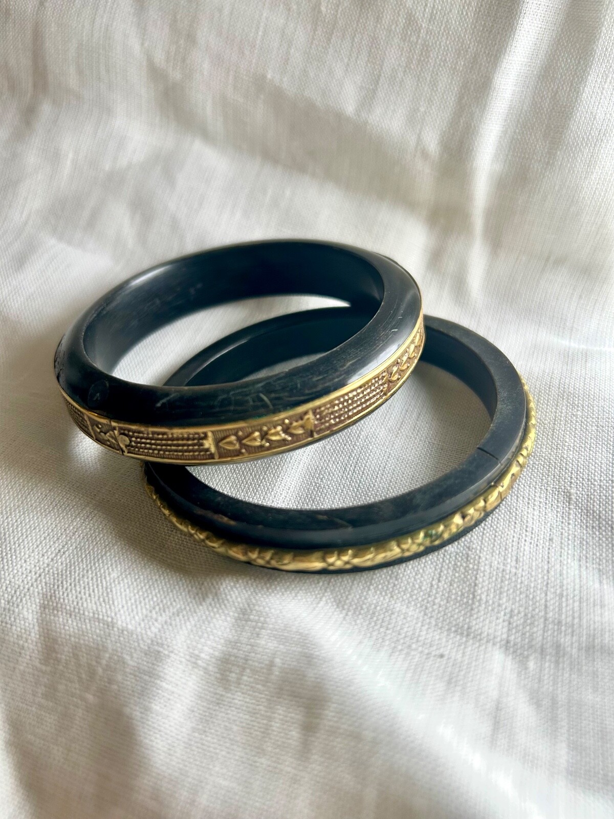 (Pair) Vintage Black Bakelite Bangle Bracelets with E… - Gem