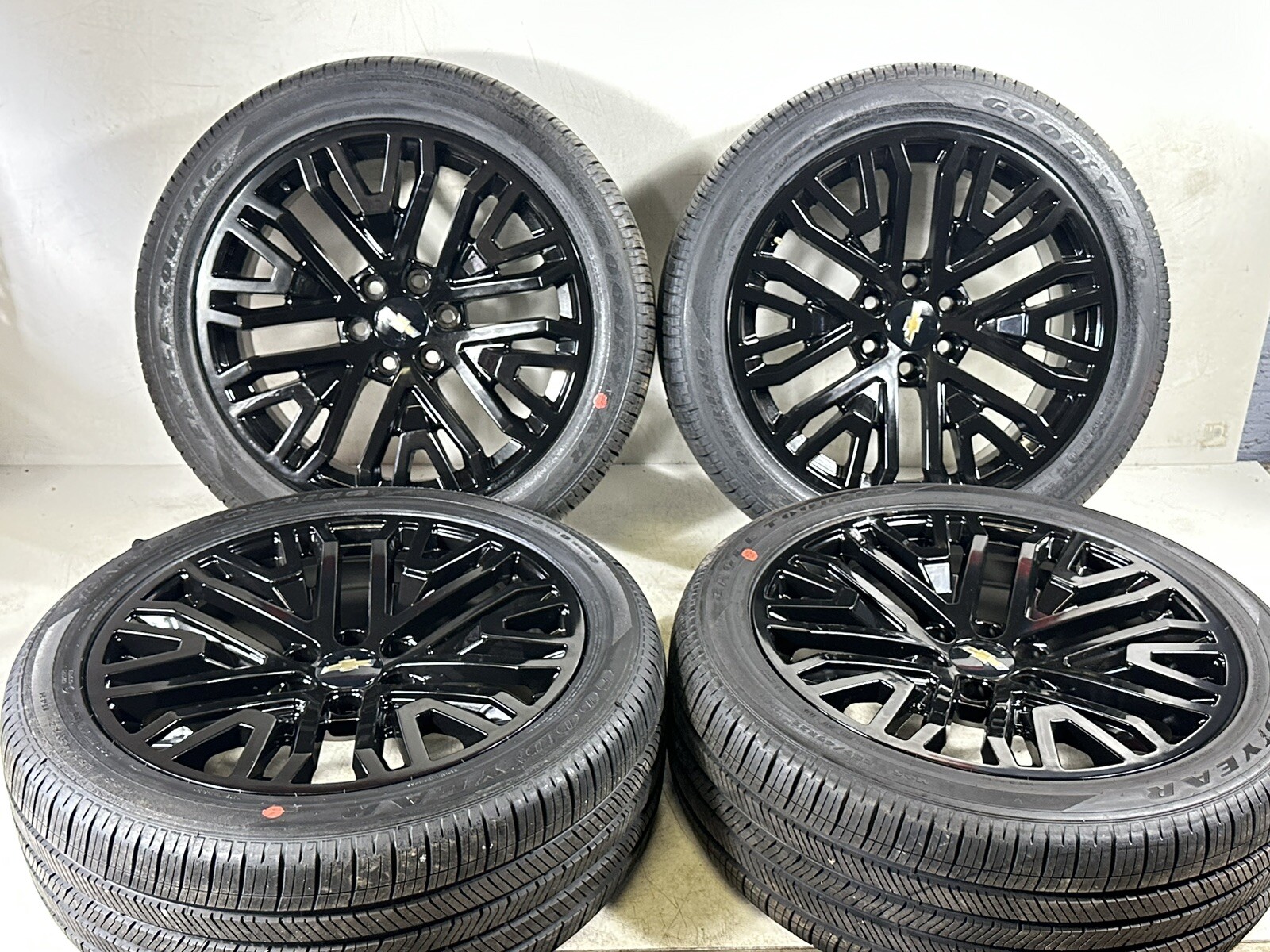 22" GMC Chevy 2019 Gloss Black CV37 Wheels And Tires 2854522 Goodyear ...
