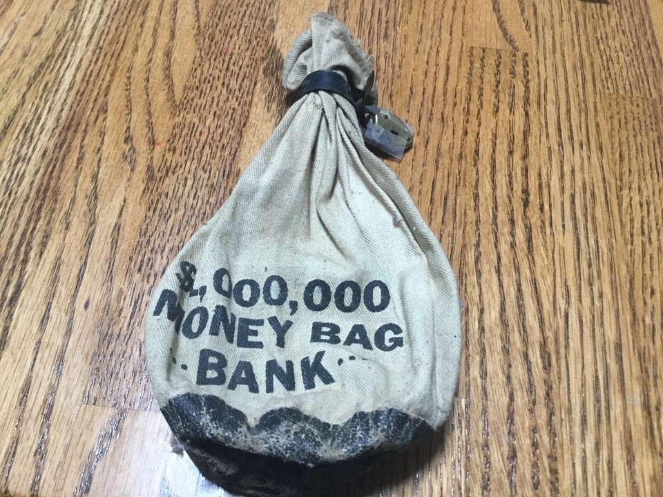 Vintage Bank. Cloth Money Bag. First Federal, East Gary, Randing, Inc ...