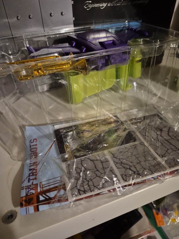 X-Transbots Ground Bite Xtb Masterpiece Style Scrapper Constructicons ...