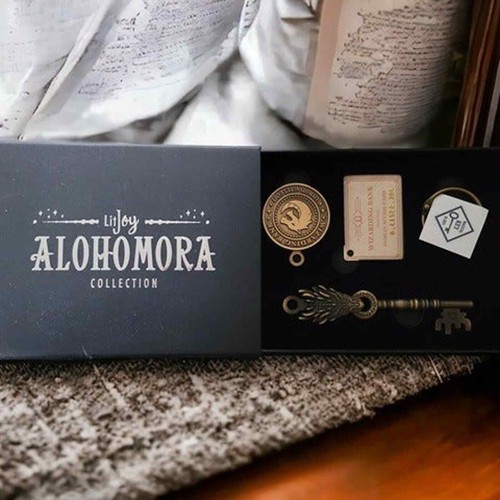 Harry Potter Litjoy Key #9 - Wizards Bank Gringotts | eBay