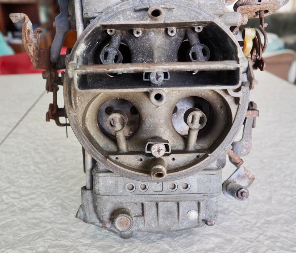 Holley 6210-3 650 CFM Double Pumper Spread Bore Carburetor #1P | 4 ...