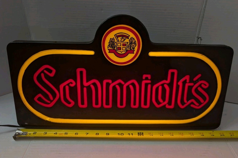 Vintage SCHMIDT Beer Bar Light Sign! 20" x 8.5 Small Crack In The Front ...