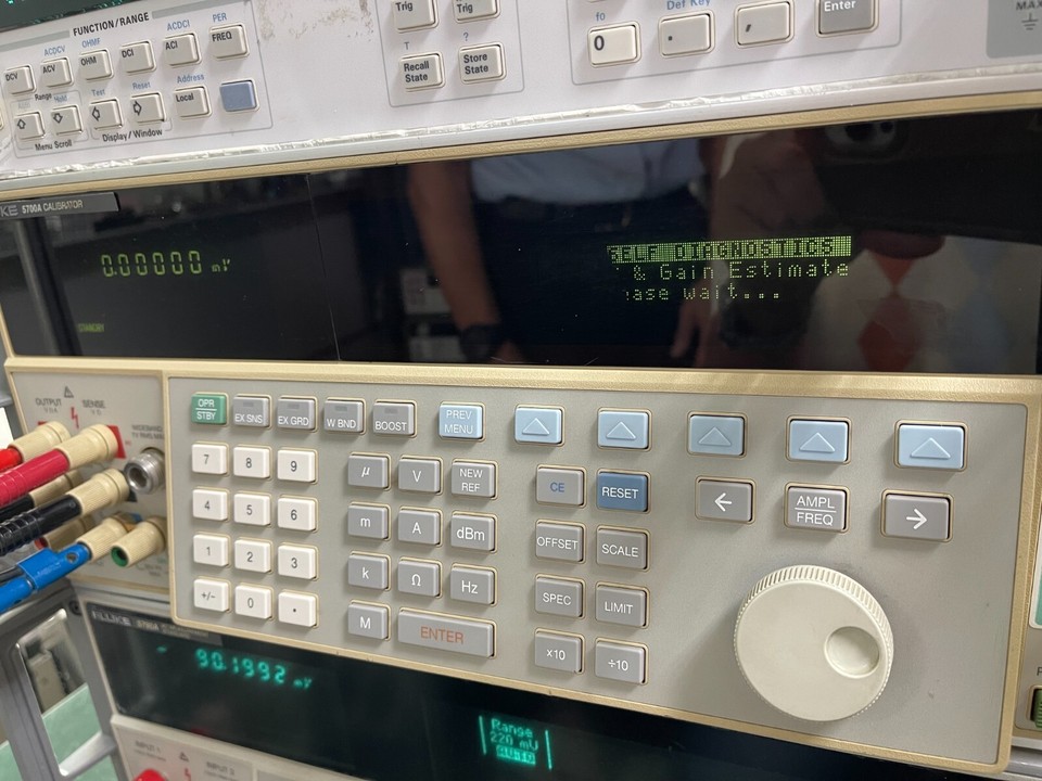 Fluke 5700A Multifunction Calibrator w/ calibration report _ 5015 | eBay