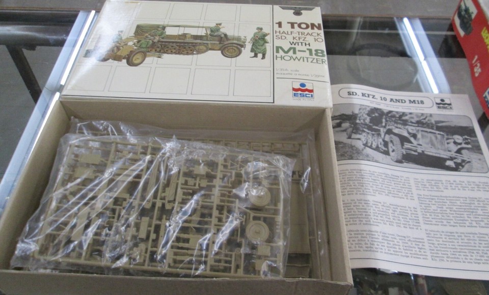 Esci 1:35 1 Ton Half Track Sd.Kfz. 10 w/M-18 Howitzer un-made Model ...