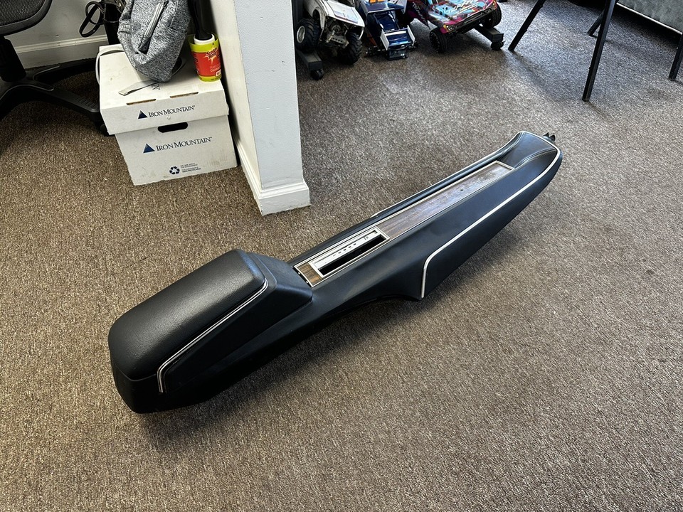 70-72 Cutlass Center Console | eBay