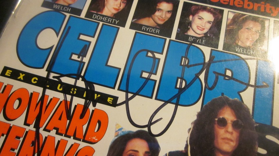 HOWARD STERN AUTOGRAPHED MAGAZINE (VERY RARE) | eBay