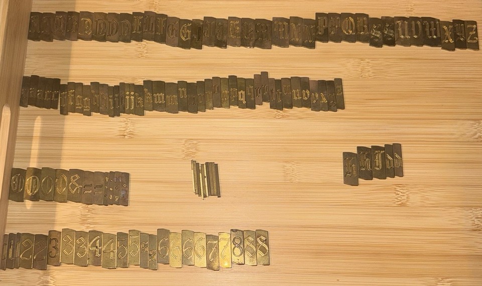 New Hermes Engravograph Font Plates Lot 289 Total Pieces 35-355 / 35 ...