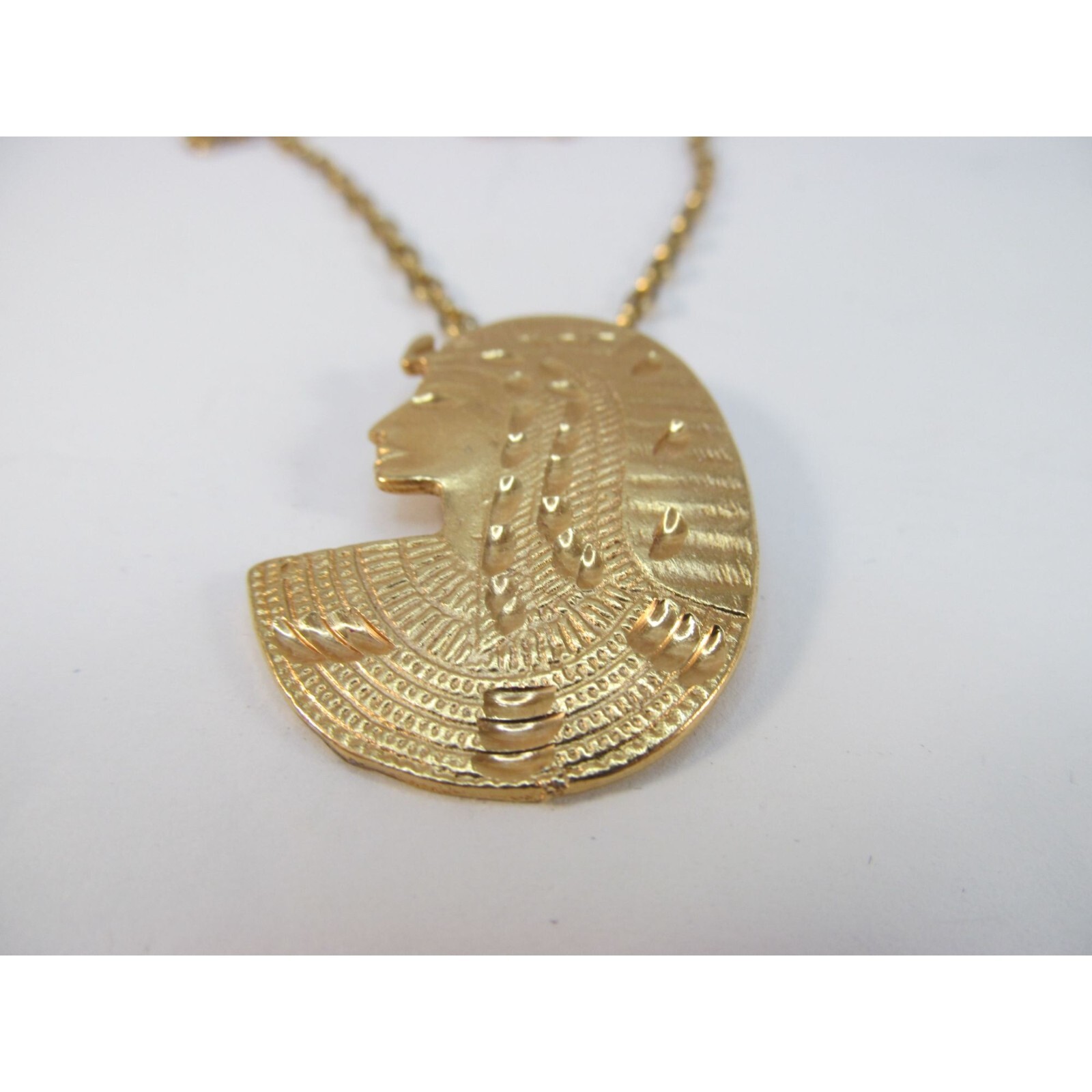 Egyptian Queen Cleopatra Pendant Necklace - Gem