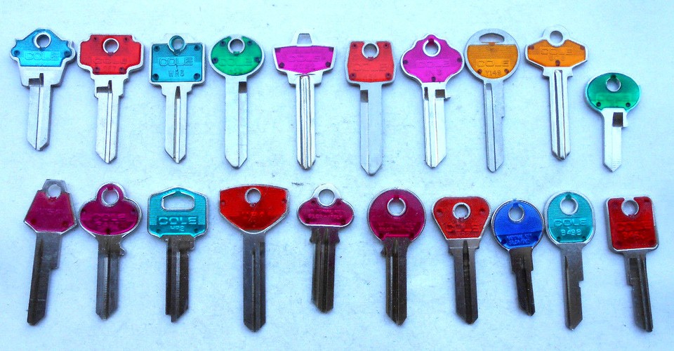 Lot of 20 Misc COLOR Key Blanks HOUSE, CAR, etc . UN-CUT. | eBay