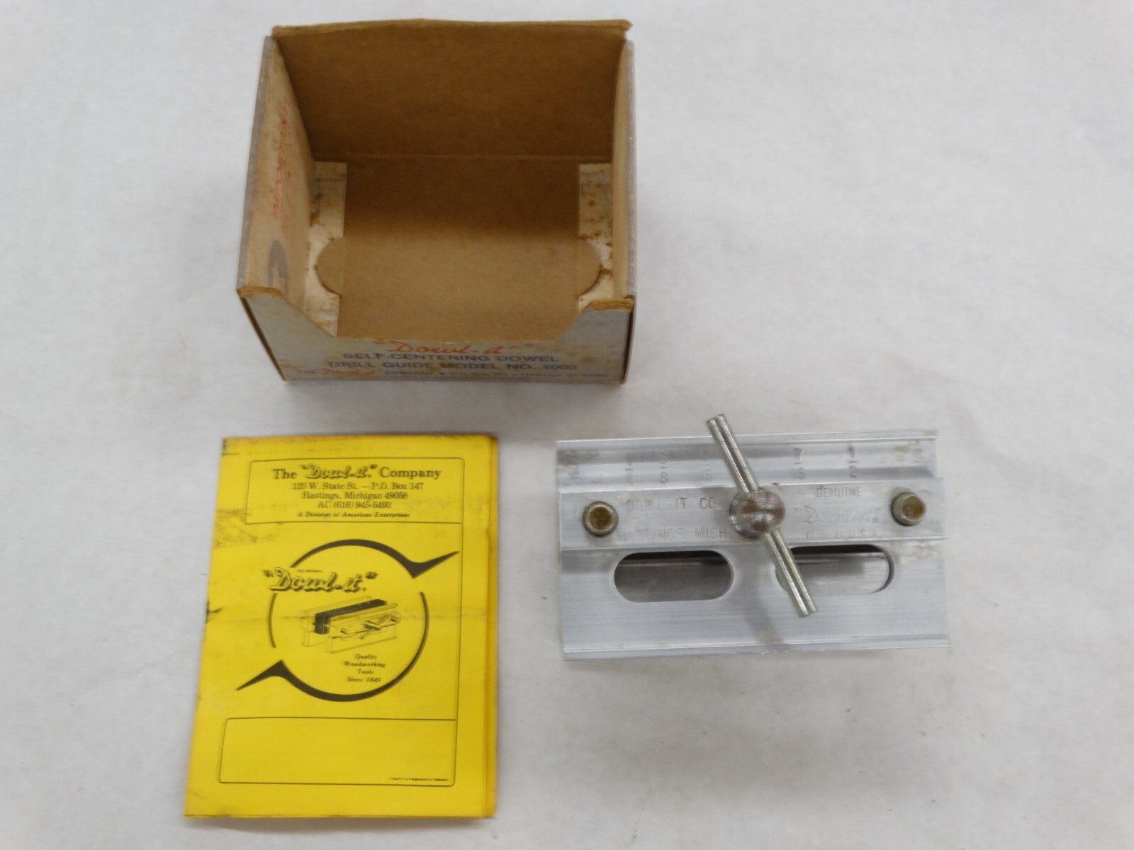 Vintage "Dowl-It" Self Centering Dowel Drill Guide Model No. 1000 ...