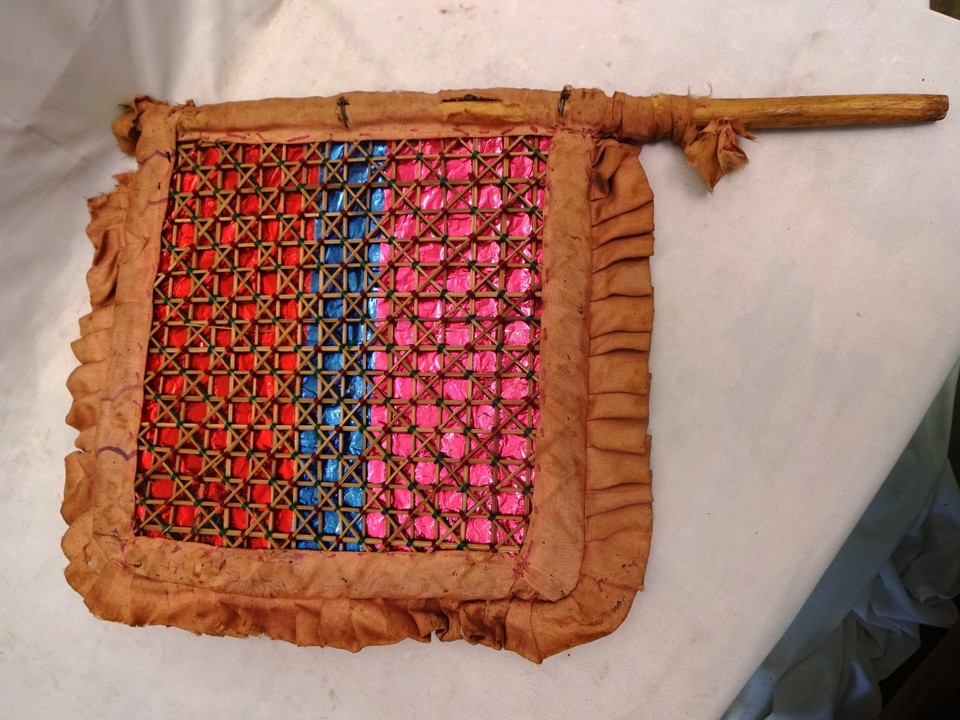 VINTAGE INDIAN HAND FAN HAND WORK DESIGN WITH BAMBOO STICK AND SHINING ...