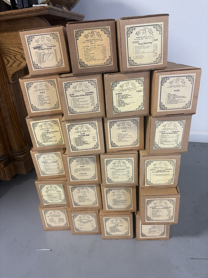 Nickelodeon jukebox player piano with 28 rolls of music | eBay