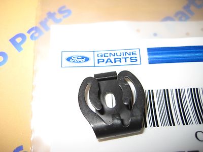 Ford Windshield Wiper Arm Pivot Adapter Connecting Clip Genuine OEM New ...