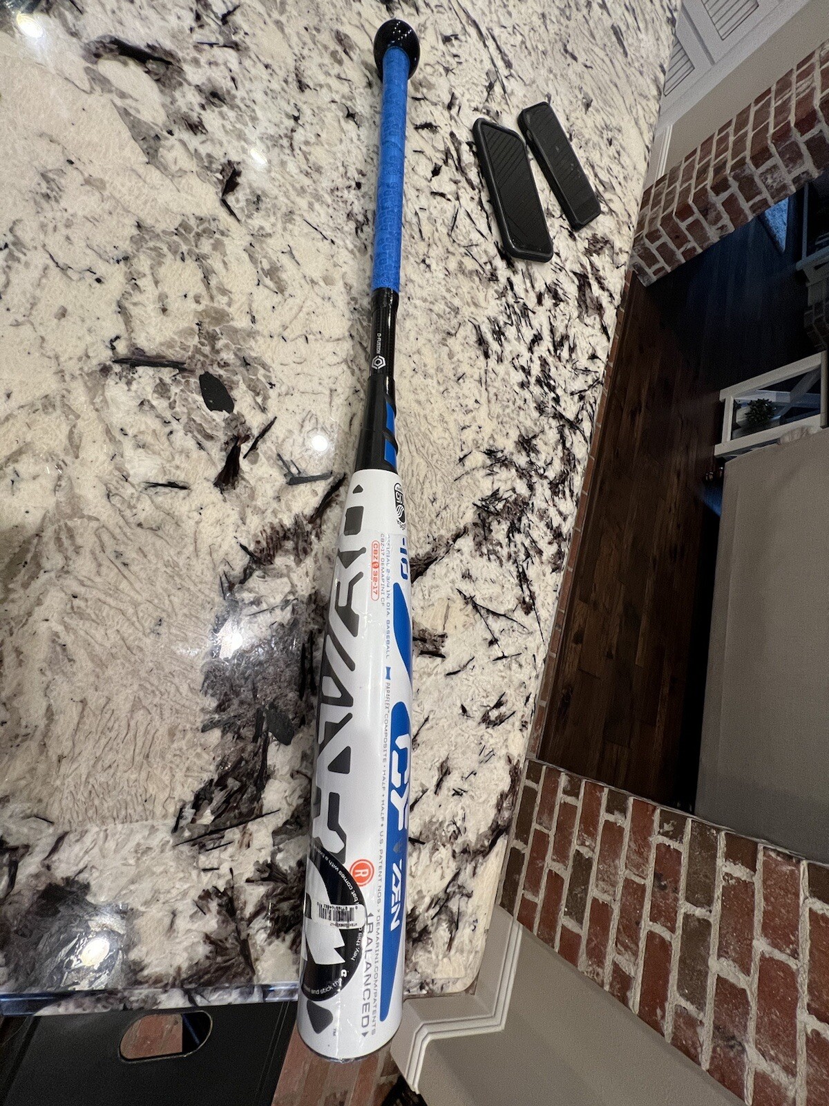 Lower PRICE !! 2017 Brand New in Wrapper 32/22 Demarini CF Zen Blue ...
