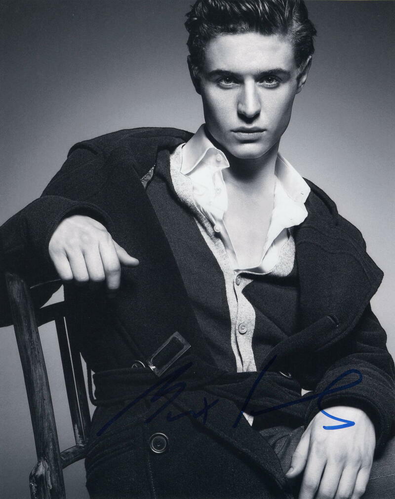 Max Irons The Host Wallpaper The Host Max Irons As Jared Howe Seated