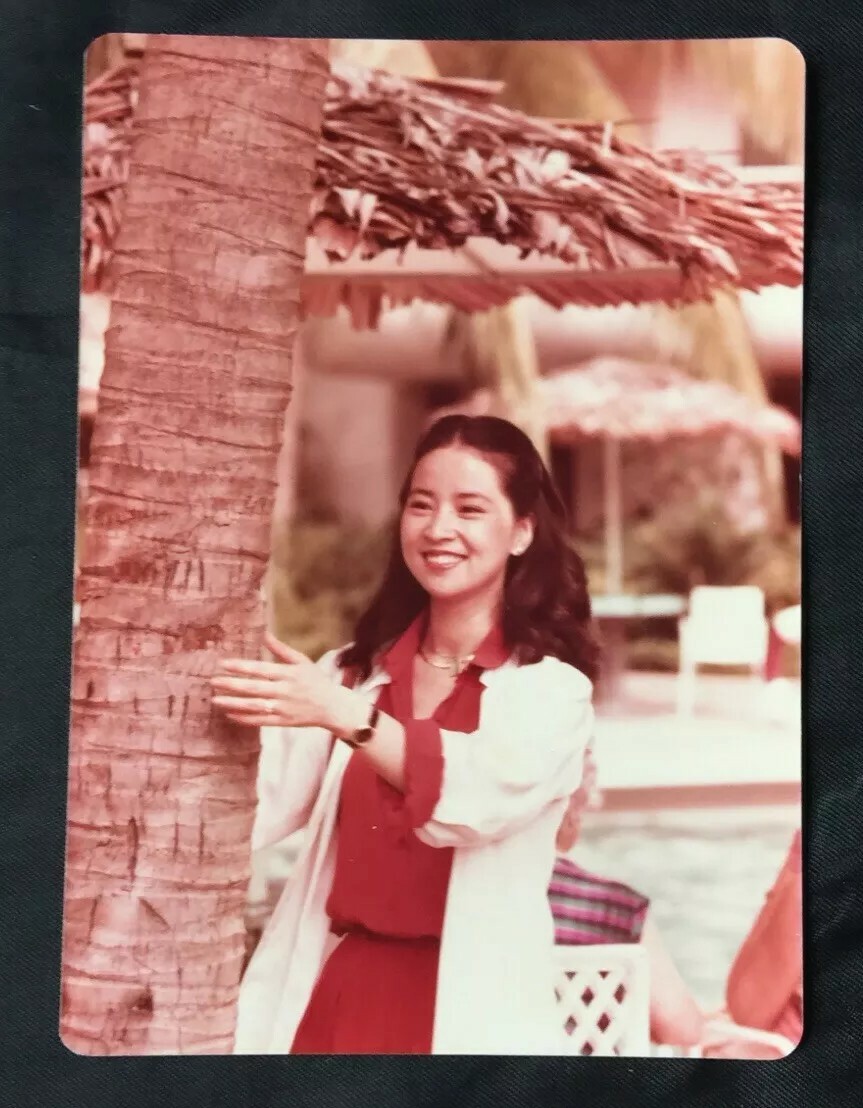1970's 林鳳嬌 明星照片 Taiwan Chinese actress Joan Lin Feng Chiao color photo ...