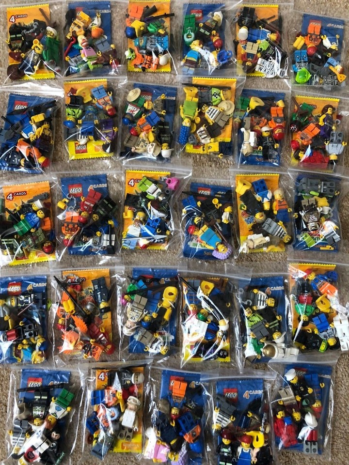 JOB LOT COLLECTION of 5 GENUINE LEGO RANDOM MINIFIGURES + ACCESSORIES ...
