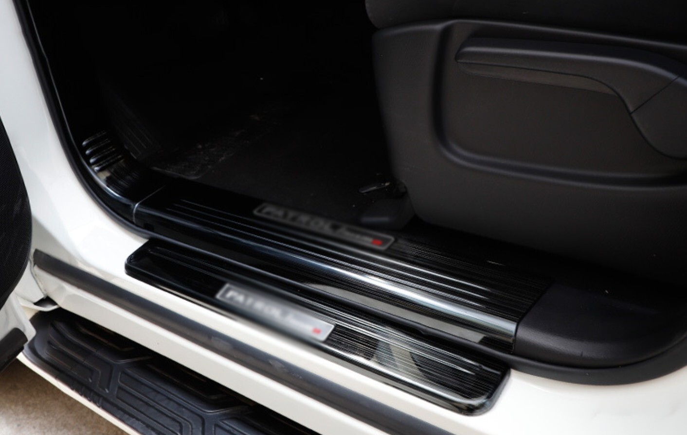 4PCS Door Sill Scuff Molding Trims Plates Fits for Nissan Patrol Y62 ...