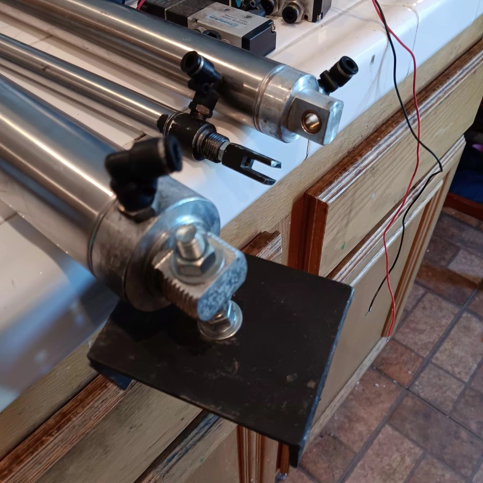 Fright Props Pneumatic Ideas Cylinders Pico Boo Controllers Halloween ...