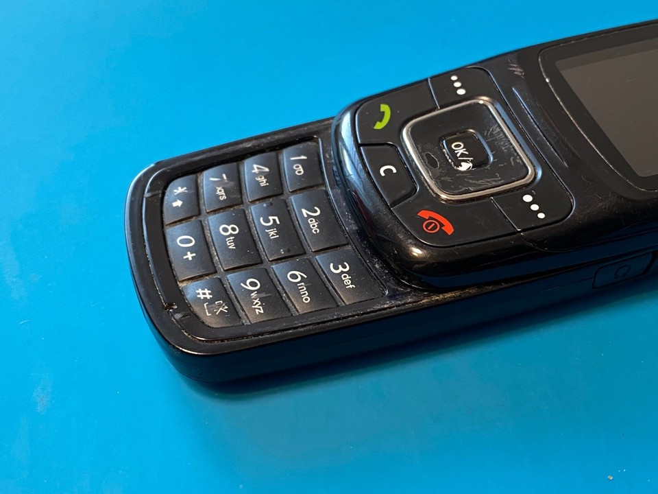 Samsung SGH-C300 Slide Mobile Phone, Black, Retro Vintage Slider! | eBay.de