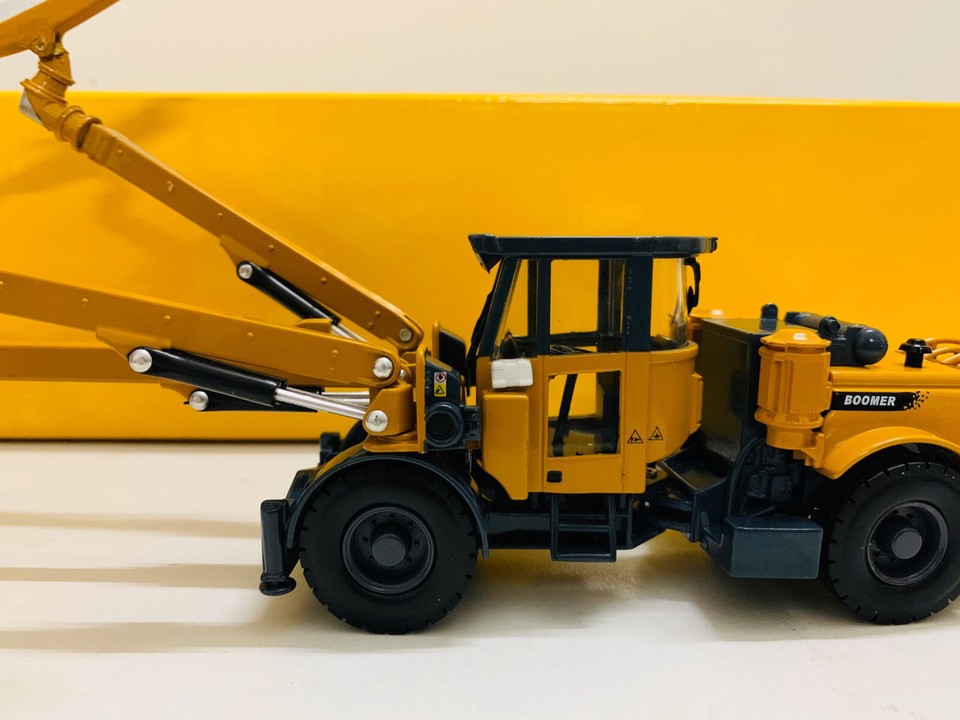 RARE!! BIG JON Boomer E2 Rock Drilling Rig 1:50 Scale Die-Cast Model ...
