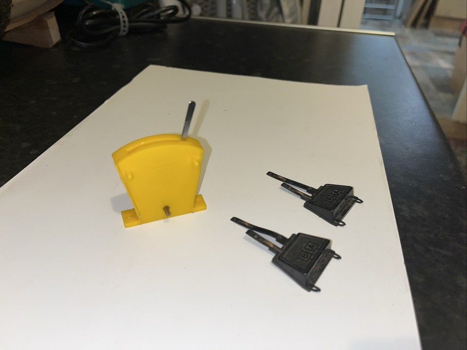 Triang Control Switch & Power Clips | eBay UK
