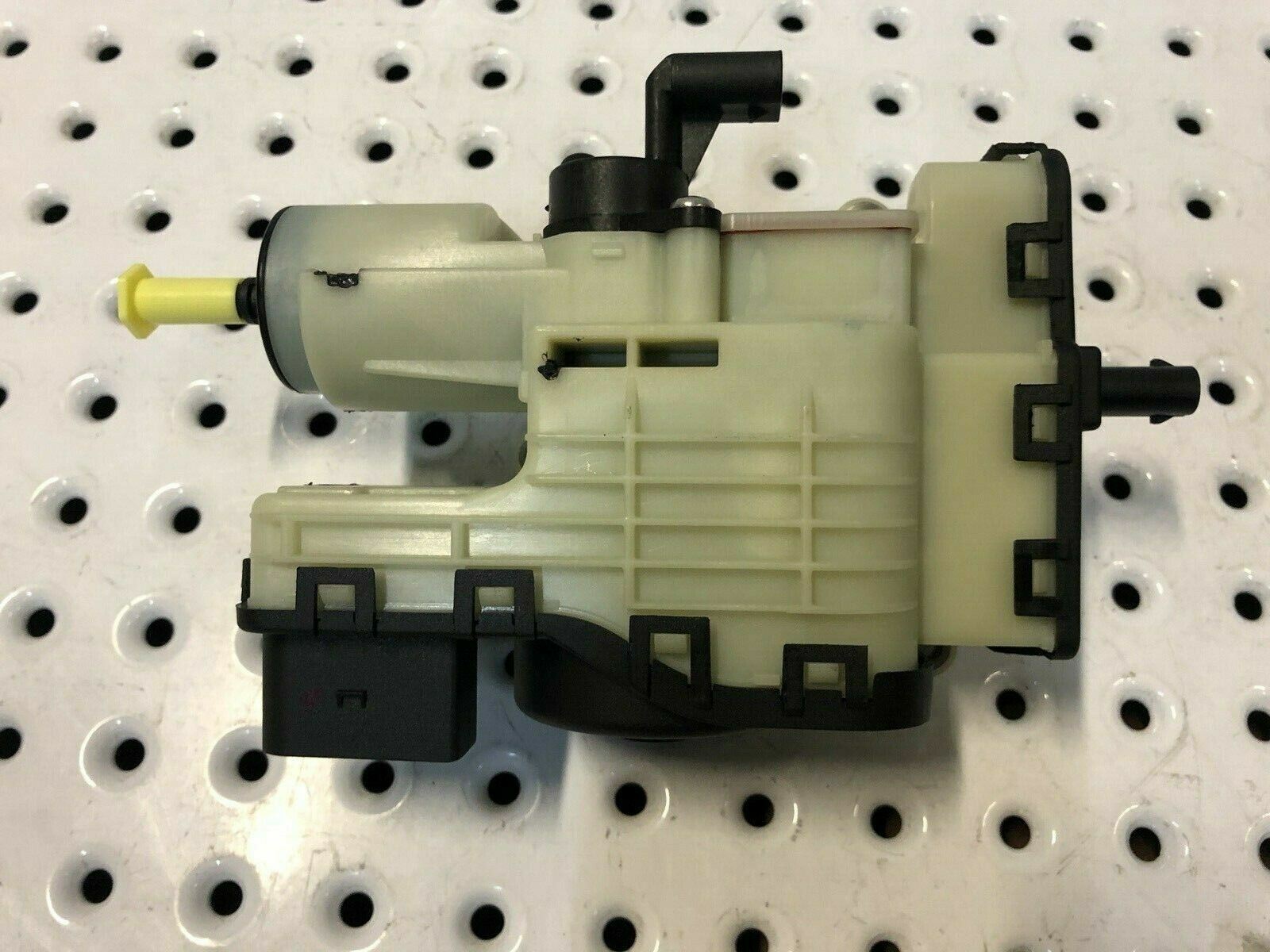 NEW AdBlue DELIVERY DIESEL EMISSIONS FLUID DEF PUMP MERCEDES-BENZ GL350 ...
